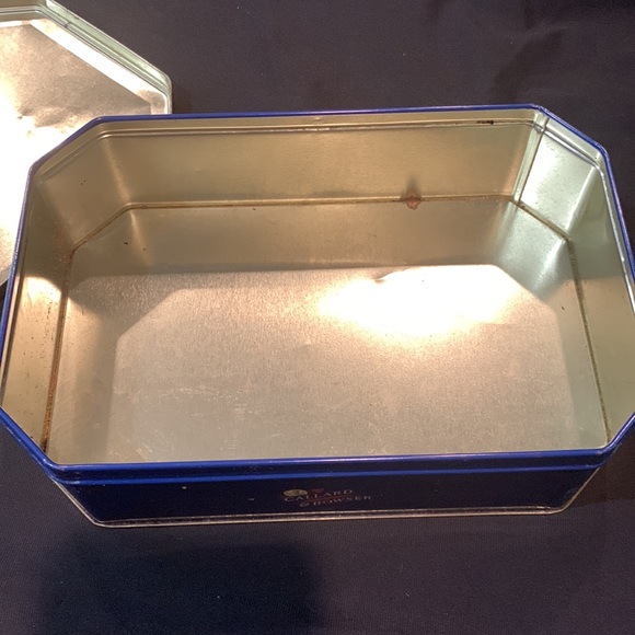Callard & Bowser | Holiday | Vintage Toffee Tin Callard Bowser Limited ...